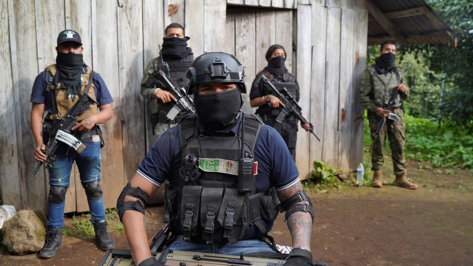 Donald Trump anuncia que atacará a los cárteles por vía terrestre ...